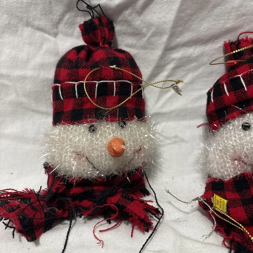 Heart & Hips | Holiday | Snowmen Hat Scarf Composite Christmas Tree ...